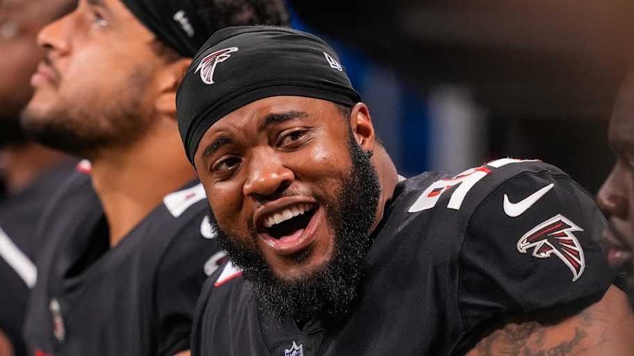Ex-Falcons edge rusher signs incentivized deal with Dallas Cowboys