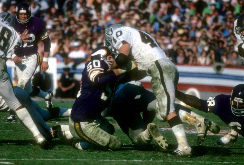 Jeff Siemon, College Football Hall of Famer and four-time NFL Pro ...