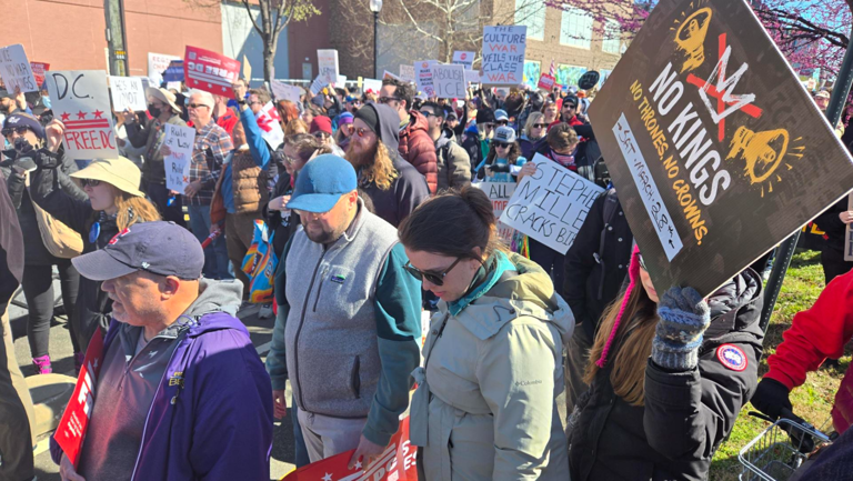 'No Kings' rallies draw thousands in DMV protests against Trump ...