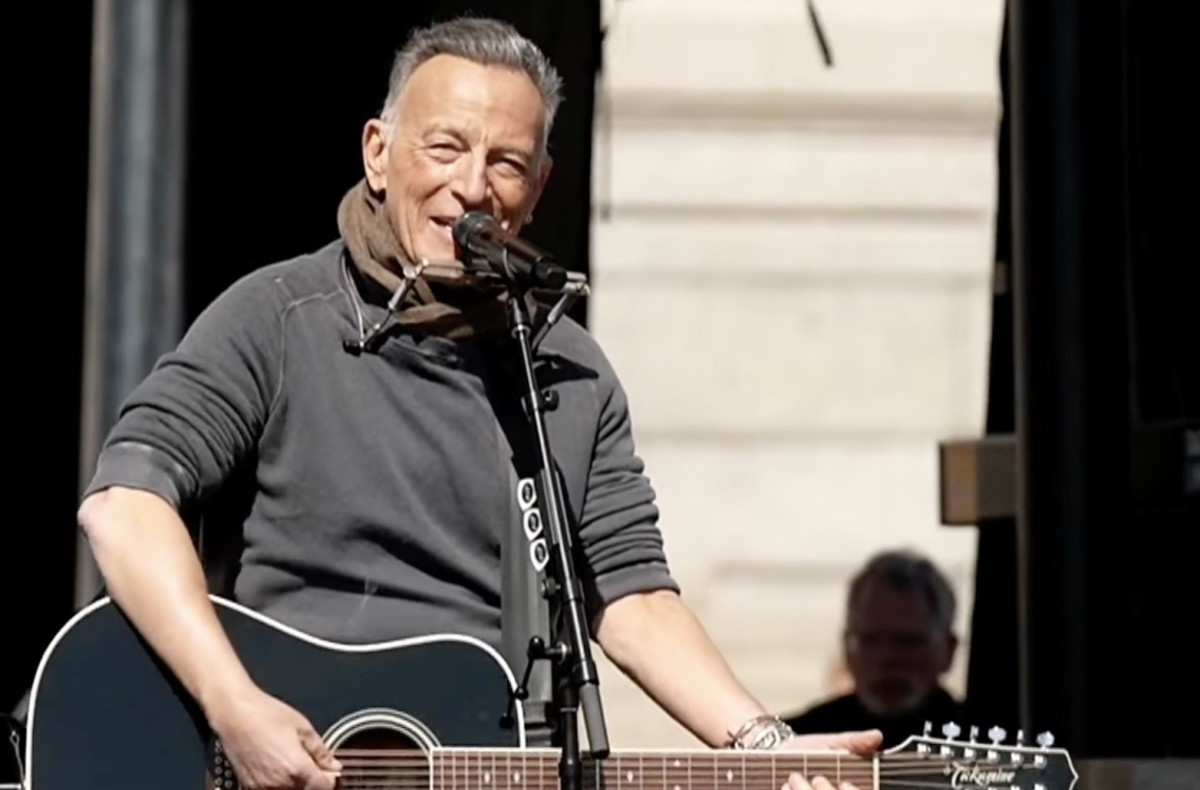 'You gave us courage': Bruce Springsteen plays No Kings rally in St. Paul