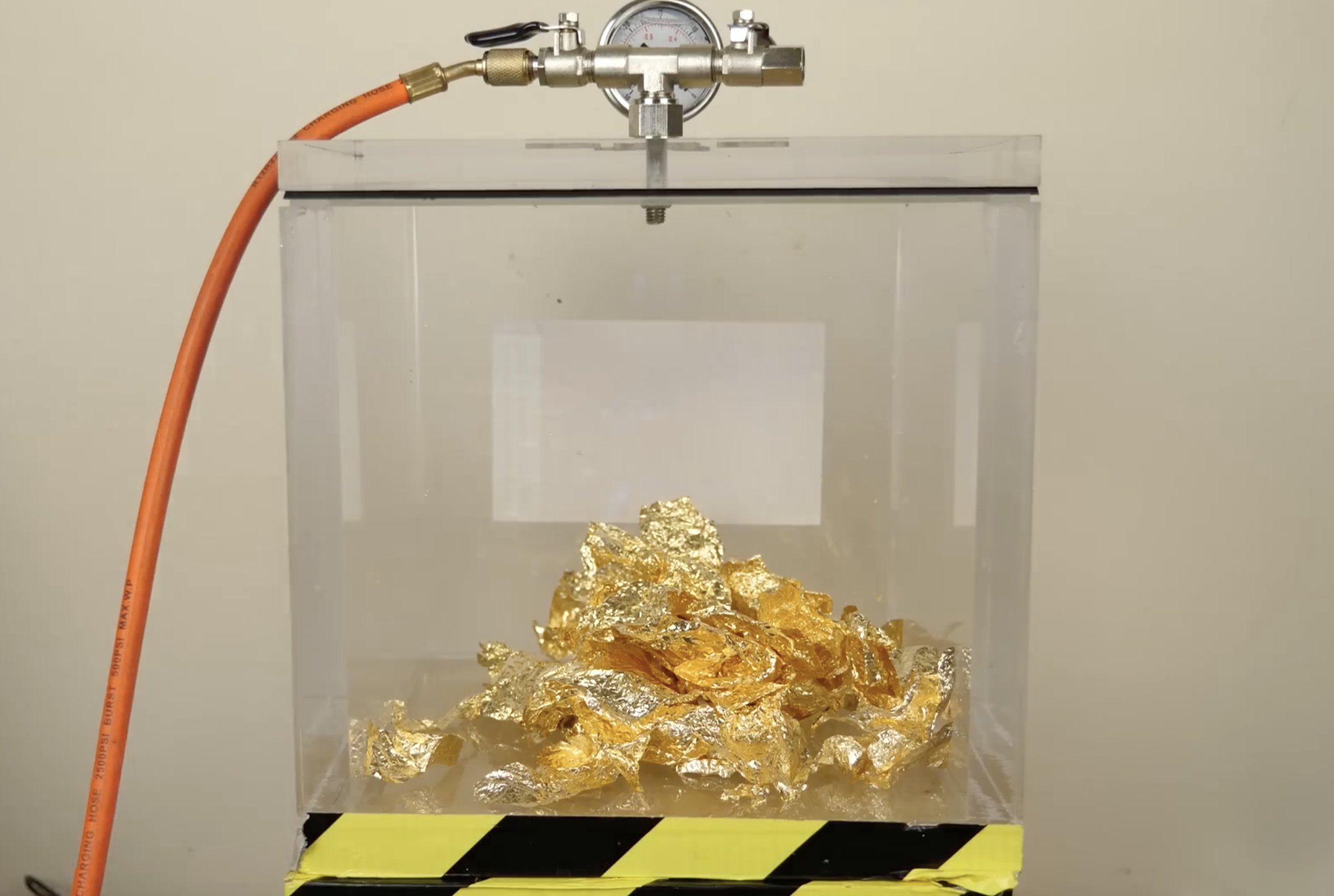 How to create a gold ball?