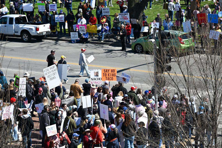 Live updates: No Kings 3.0 brings anti-Trump administration protests ...