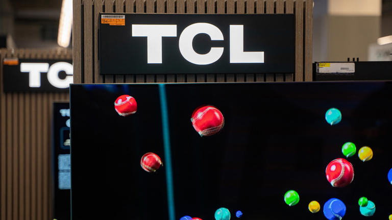 Some TCL QLED TVs might not actually have a QLED panel, according to ...