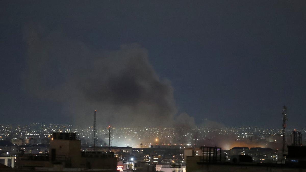 Israel ataca centro de armamento naval en Irán mientras explosiones ...