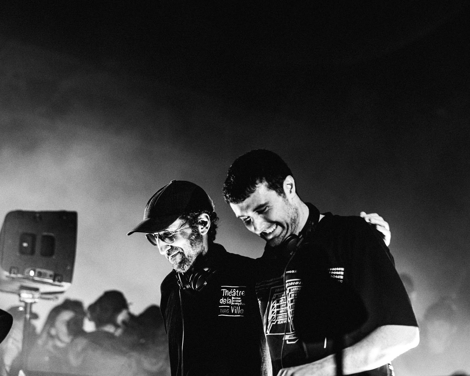 Watch Thomas Bangalter and Fred again..’s full Alexandra Palace DJ set