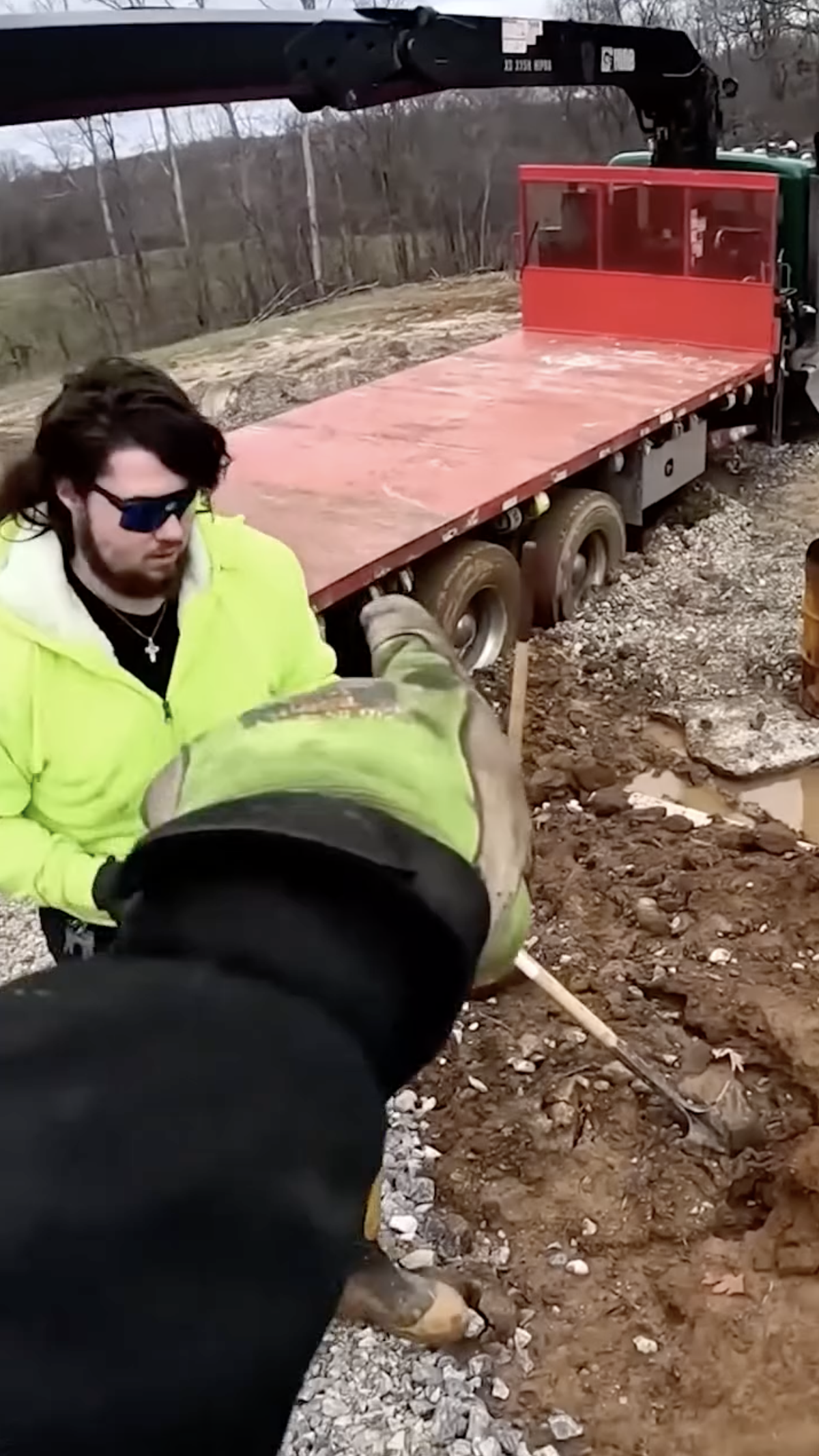 Rotator vs material handler, which one wins?