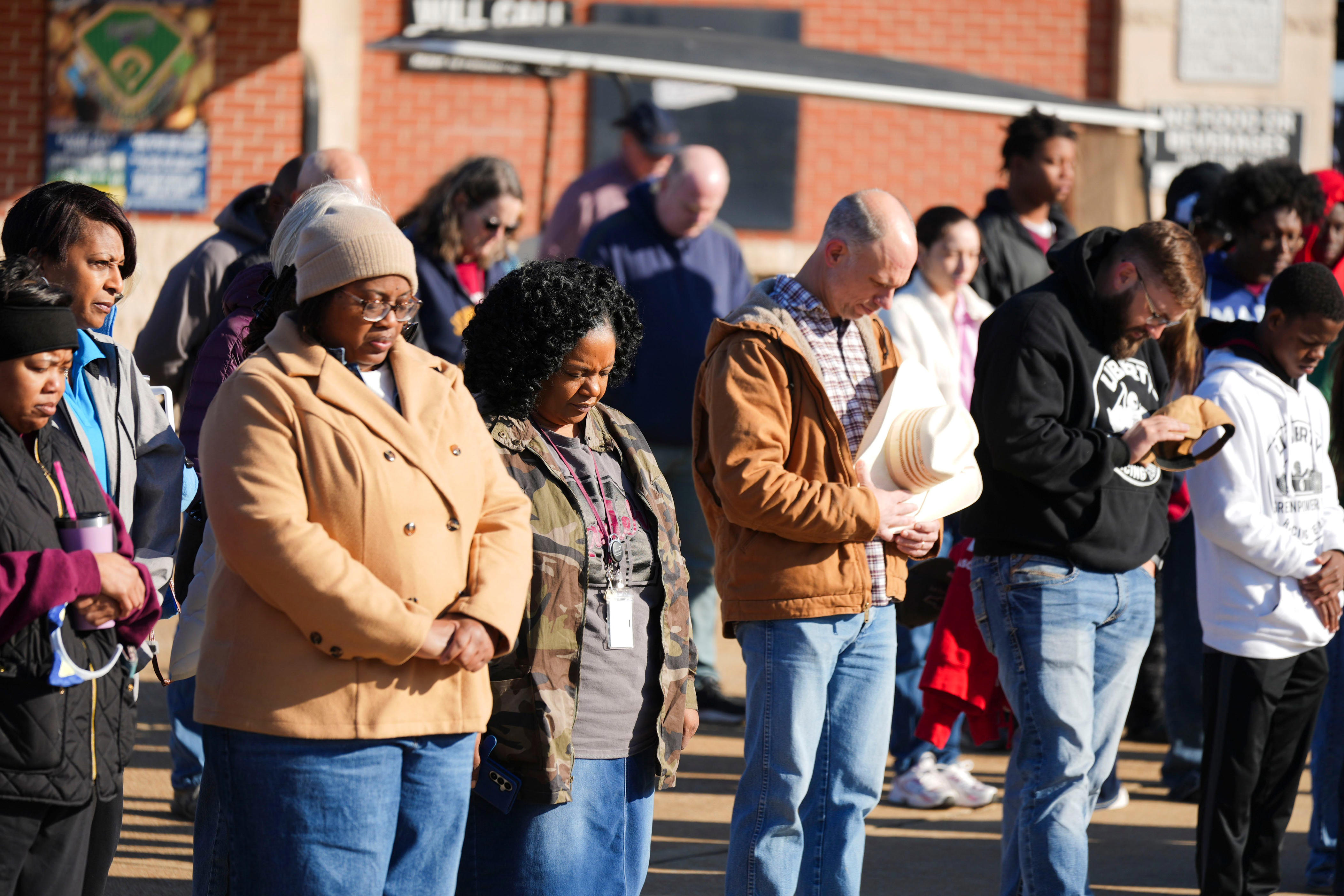 TN community 'shattered' after 2 students killed in school bus wreck