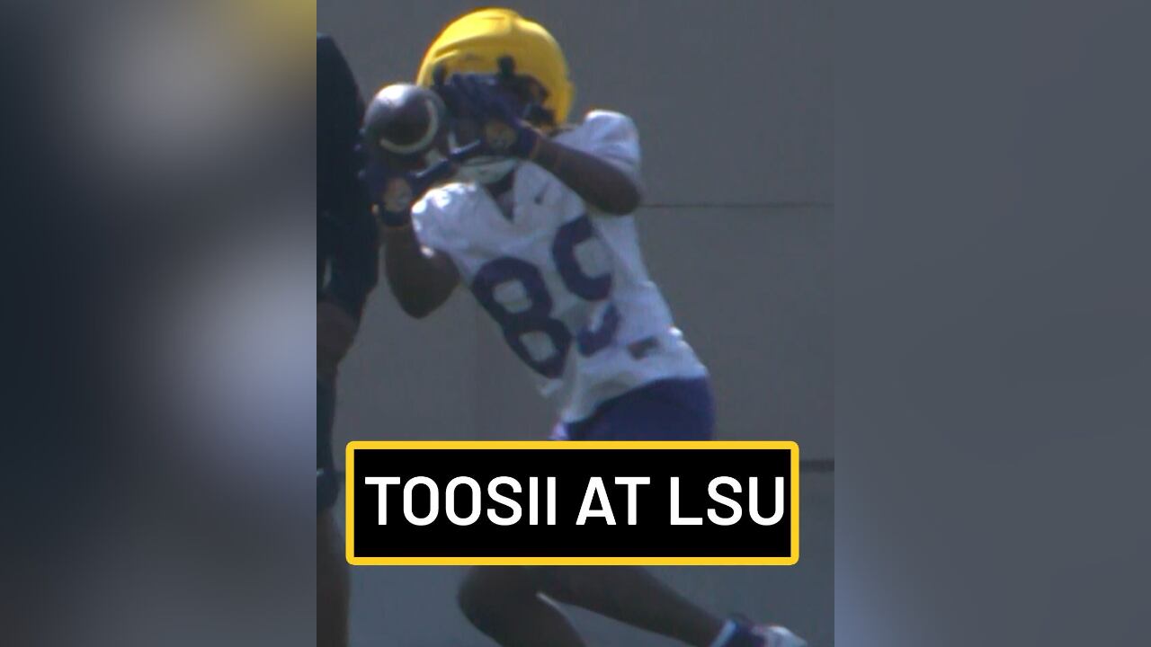Popular rapper Toosii joins LSU football