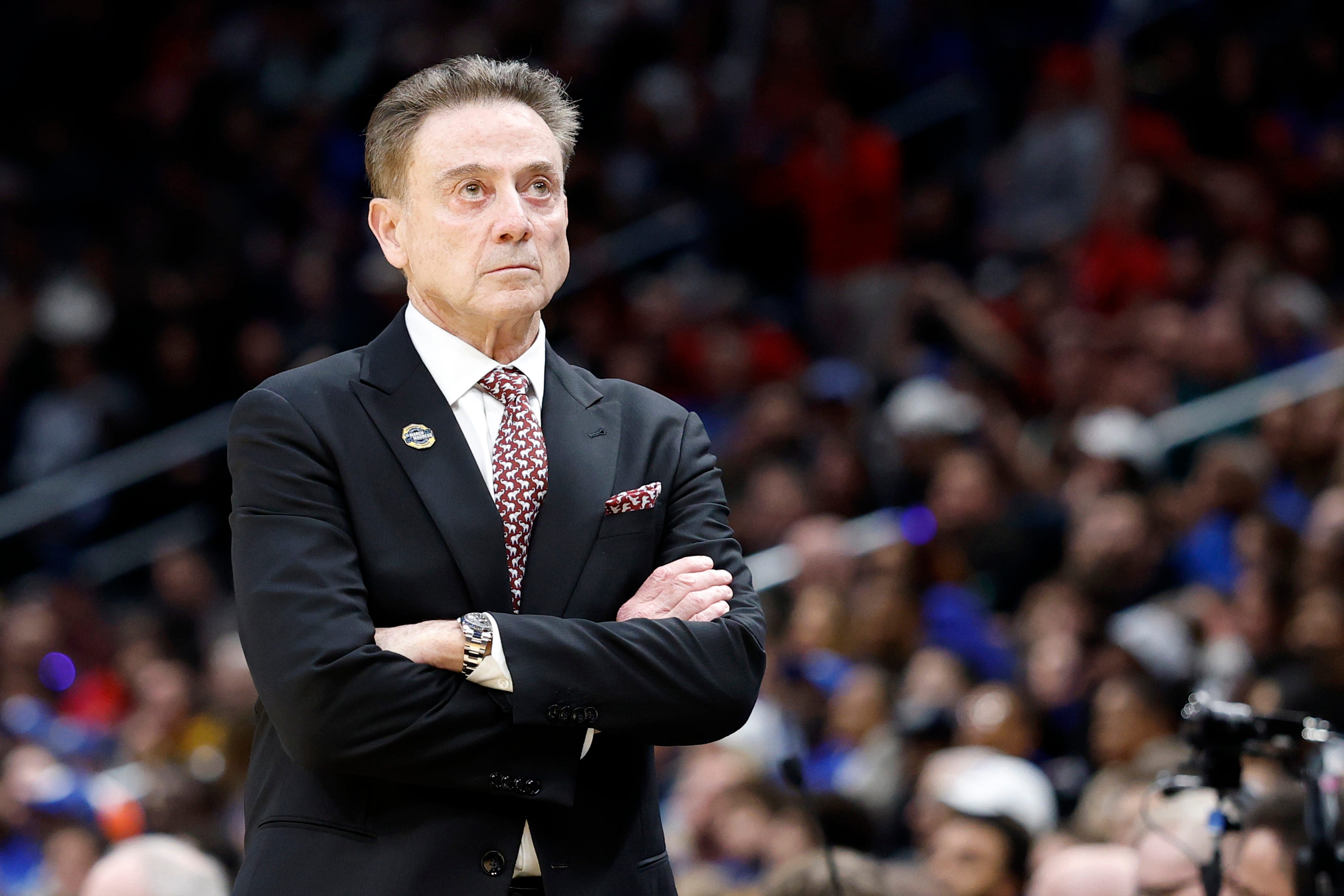 Rick Pitino criticized for benching red-hot player in St. John's loss