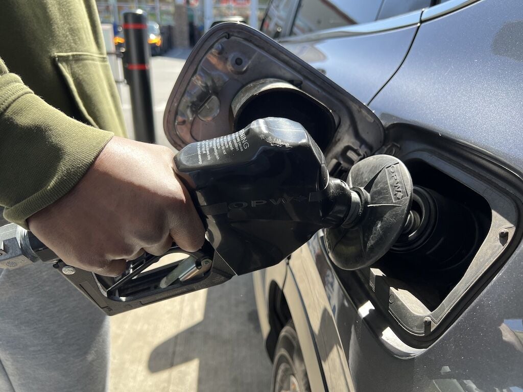 Gas prices climb across Virginia, Maryland