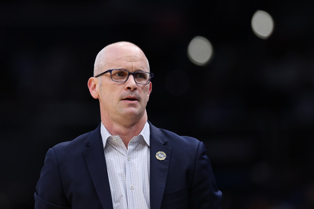 Dan Hurley shares strong words about Jon Scheyer before UConn-Duke game