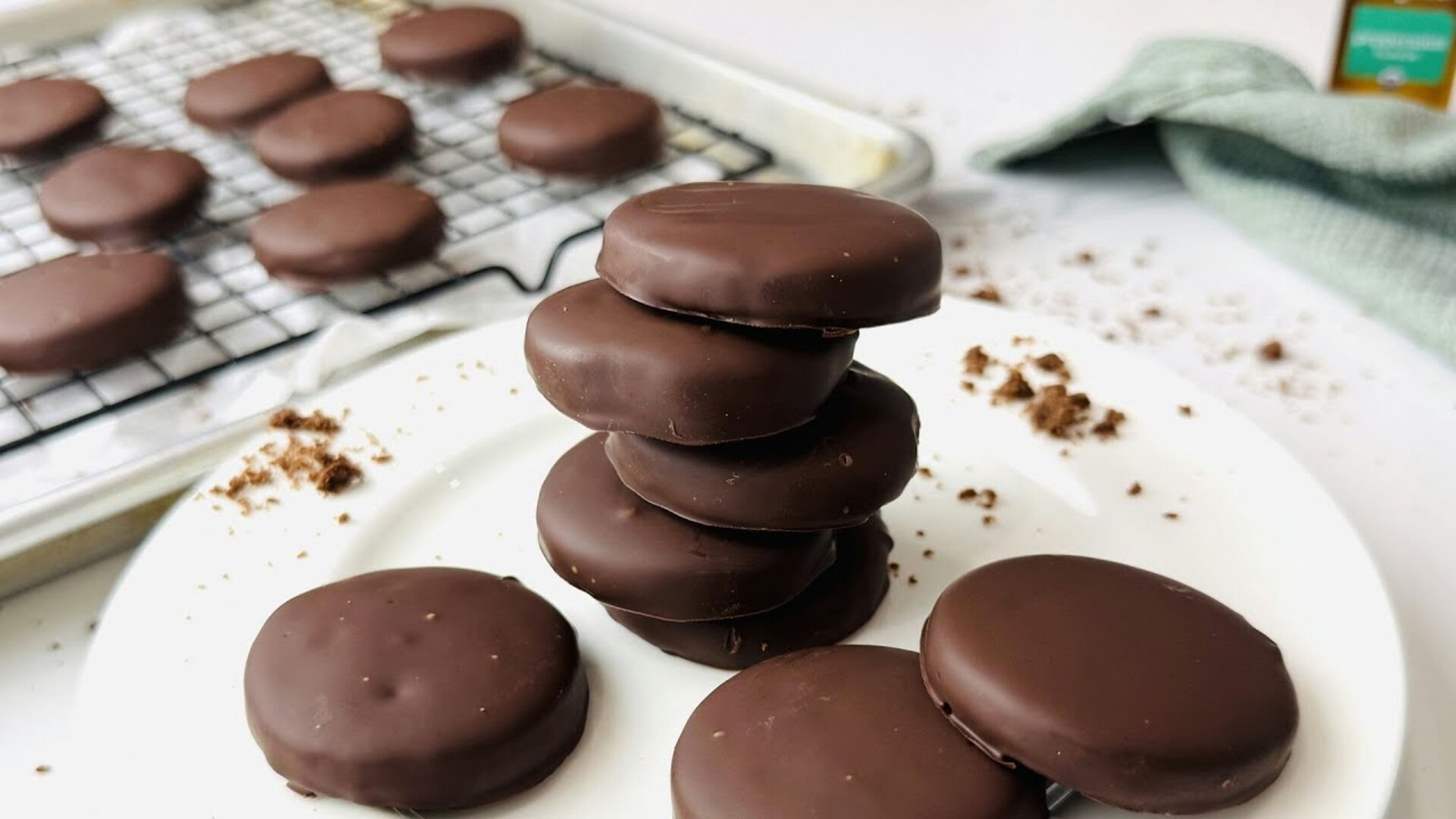Girl Scouts-inspired thin mints recipe