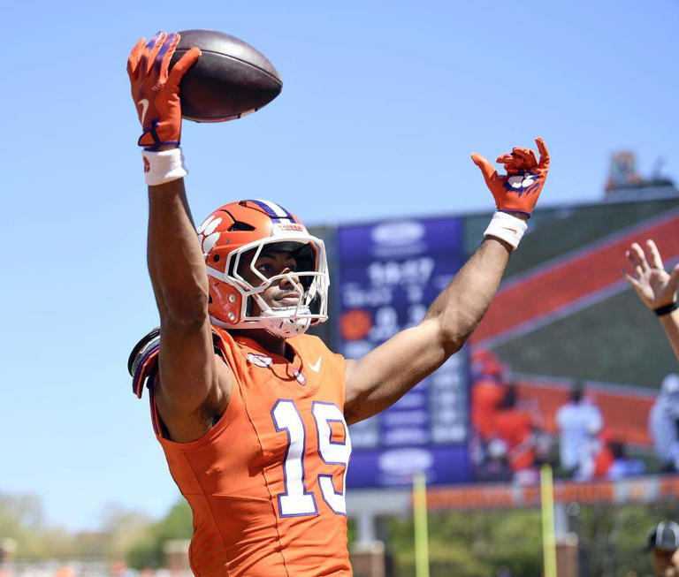 How Christopher Vizzina, other QBs fared in Clemson football's spring game