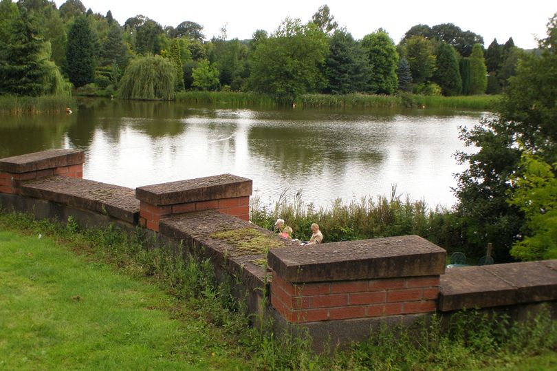 Hot cross bun hunt at beautiful arboretum 50 minutes from Birmingham ...