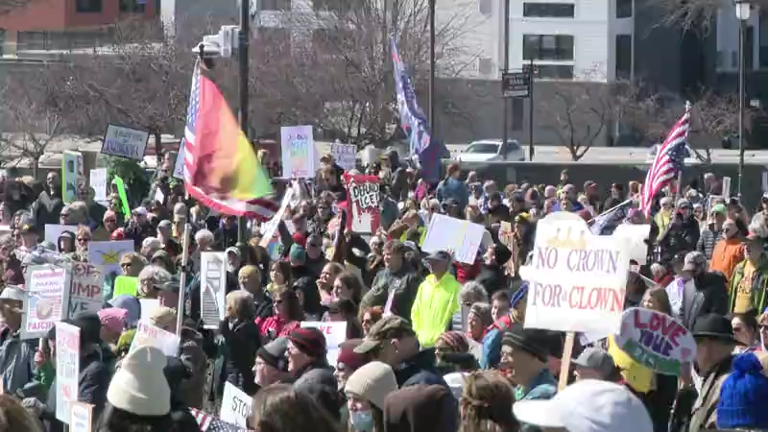 Thousands gather outside Capitol, across Iowa for 'No Kings III' protest