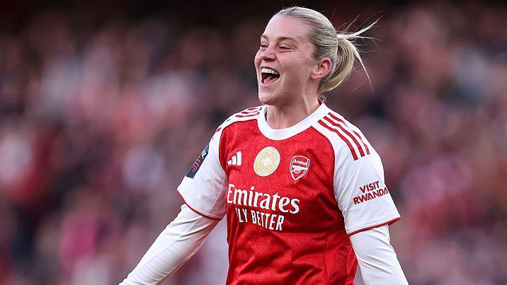 Russo 'stepping up' as Arsenal lead hunt for European places