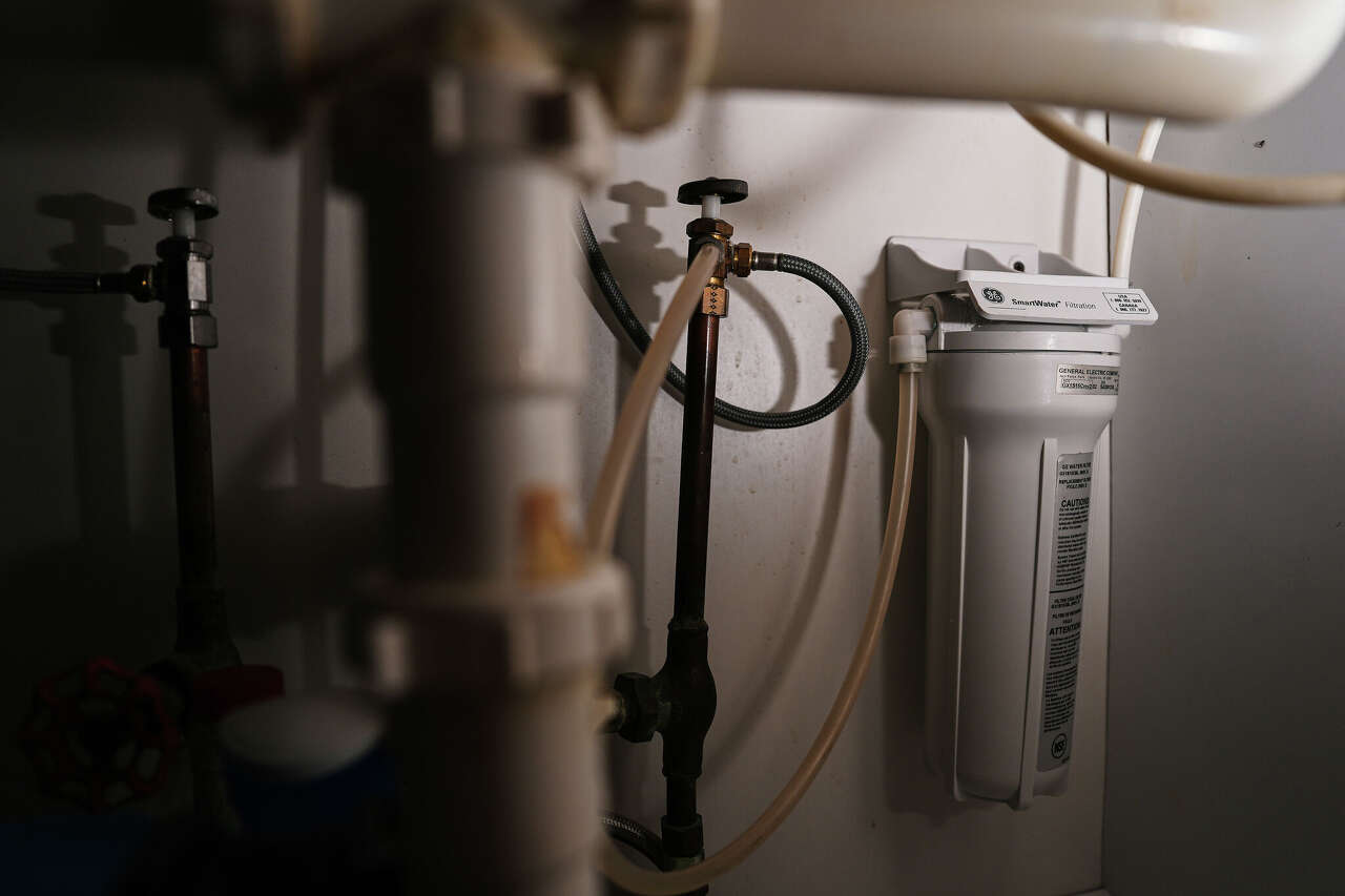 Do you really need a water filter? Here's what experts say