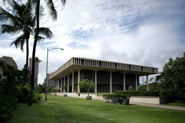 Hawaii State Capitol evacuated as bomb threat fears surge at No Kings ...