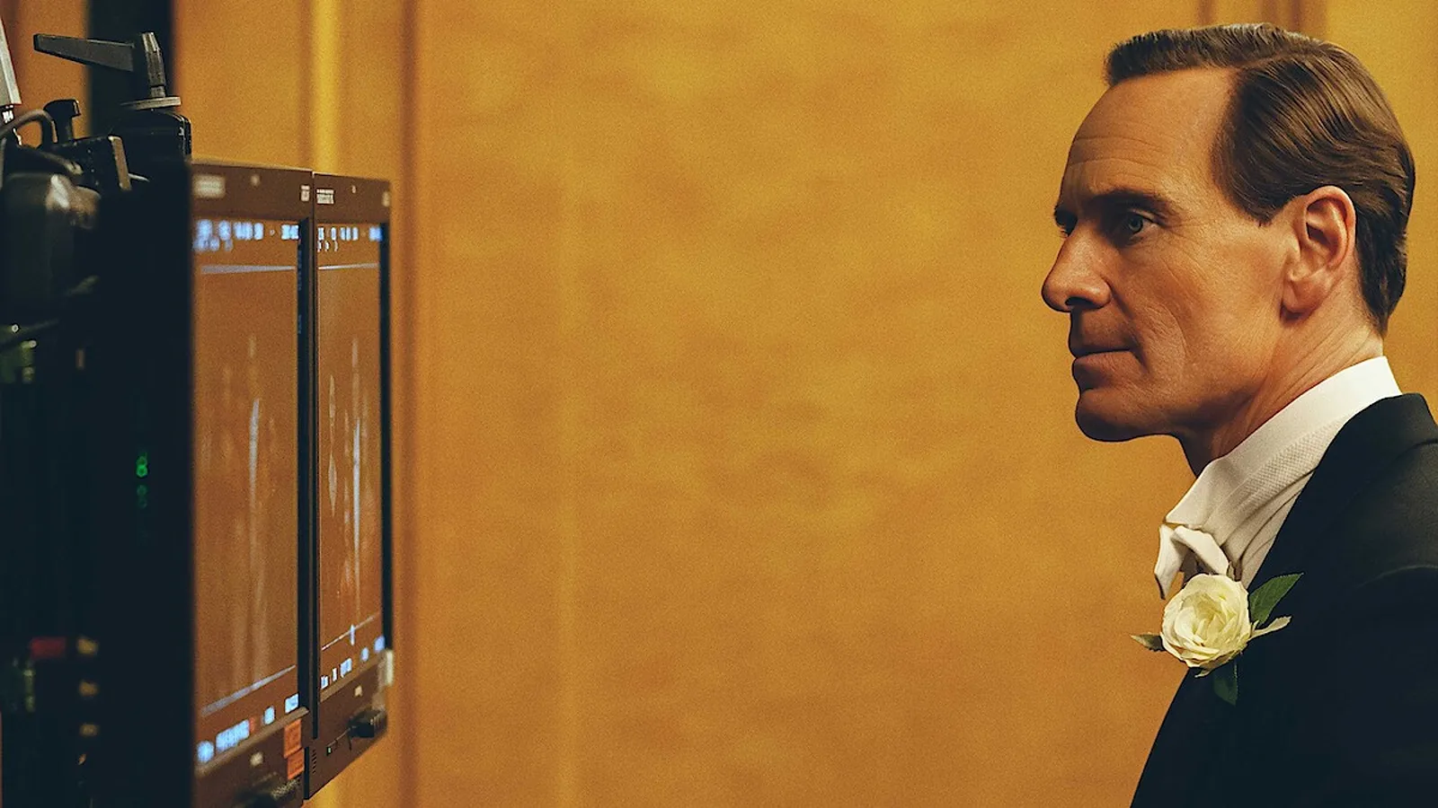 Michael Fassbender jura el cargo como patriarca de los Kennedy en la ...