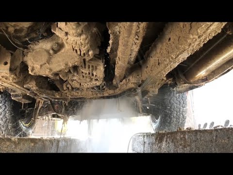 Cleaning a messy off-road jeep: ASMR