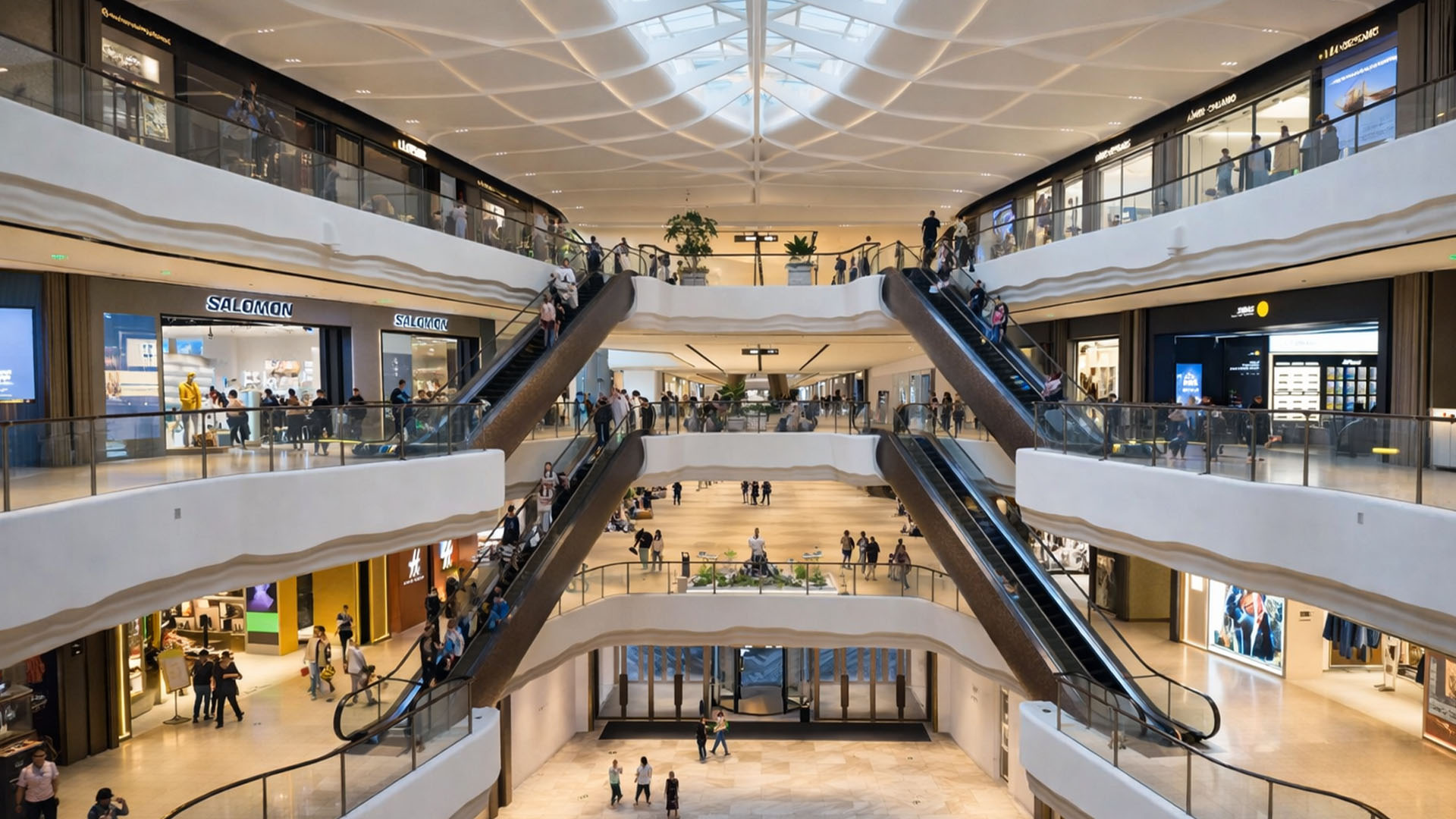 China built a mall interior with wide open connected levels