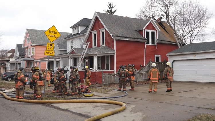 Red Cross helps family displaced by Saturday morning house fire in Buffalo