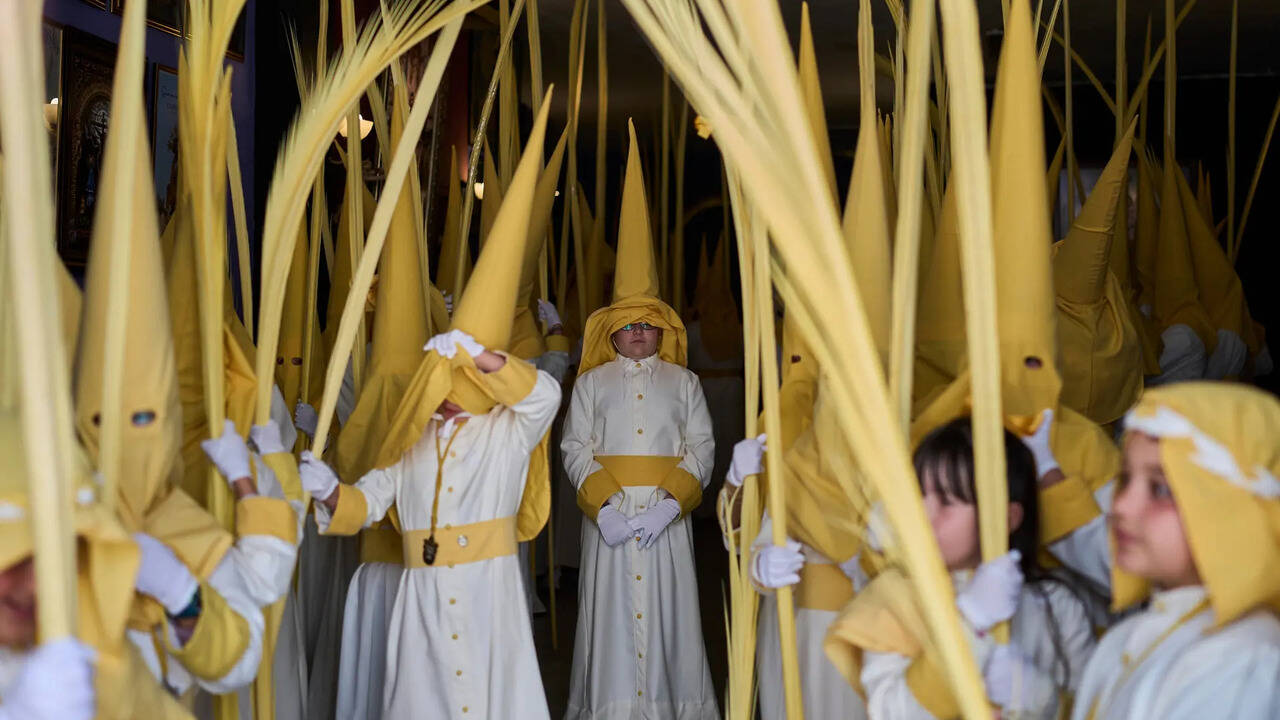Spain celebrates Palm Sunday with traditional processions and celebrity ...
