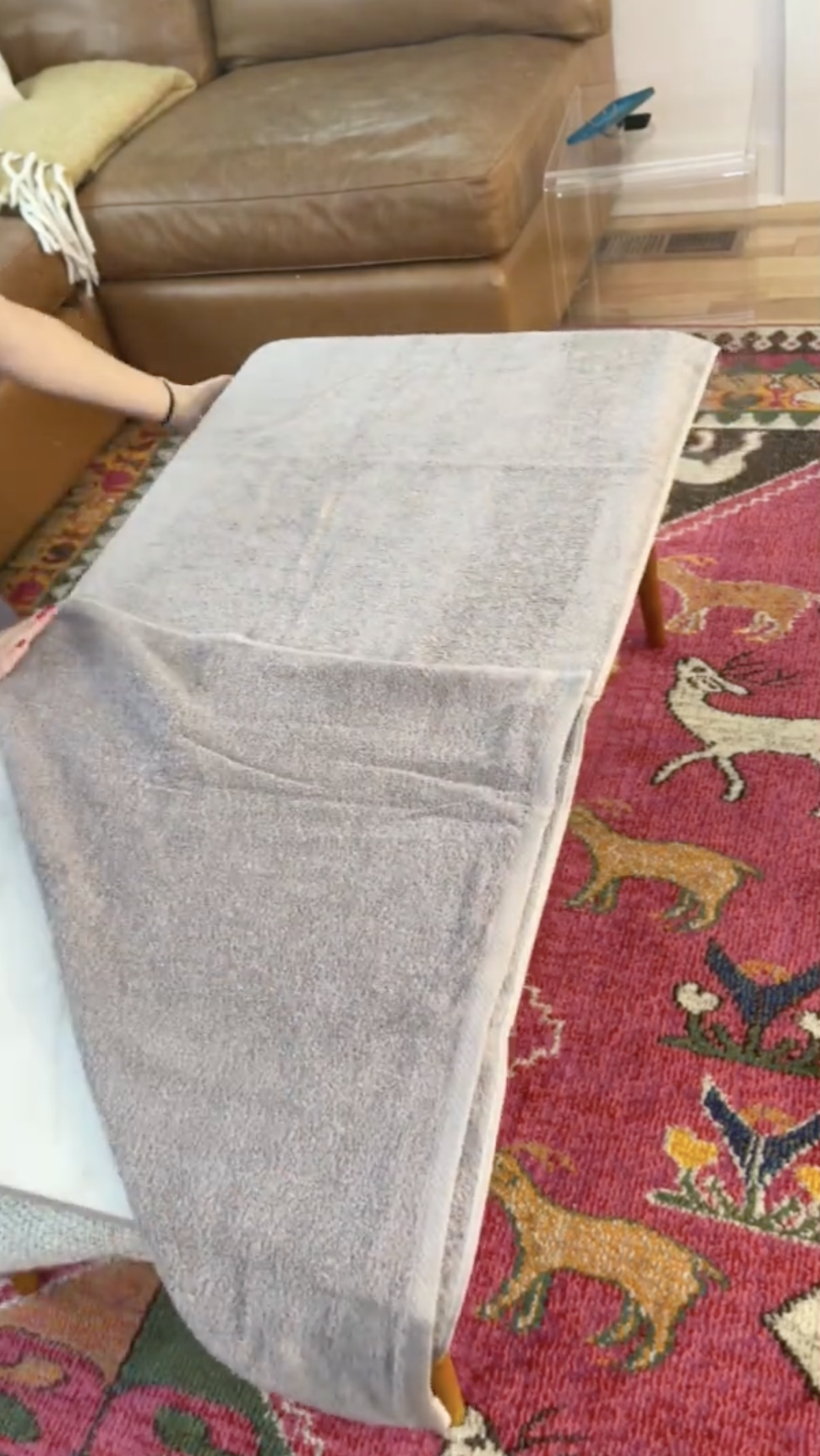 This towel folding hack is too good not to try this summer ☀️
