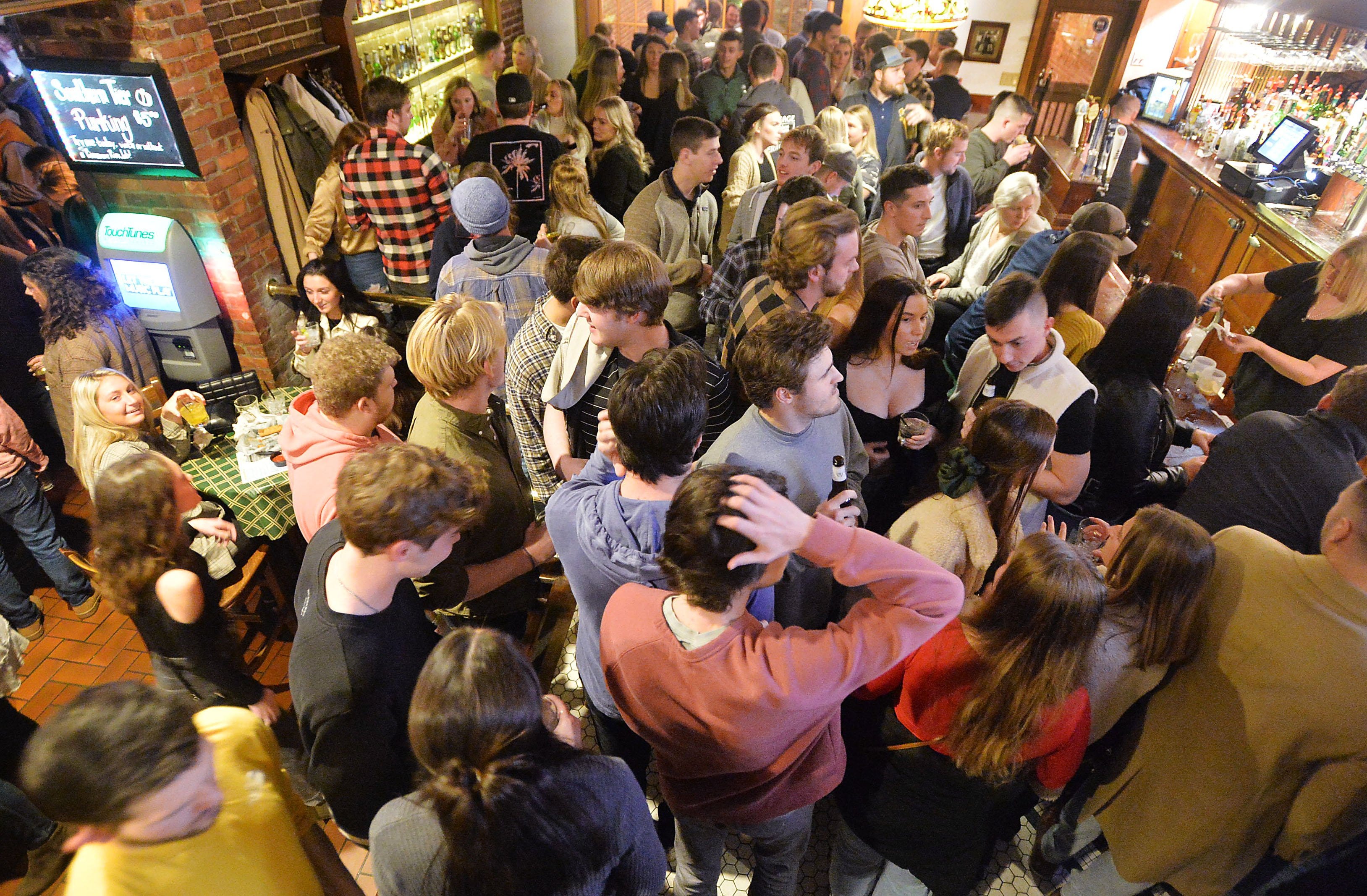 Do you remember this place? Photos from Erie County bars, then and now