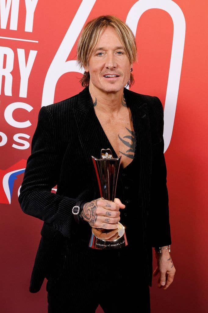 Keith Urban's country music friend reveals how he's doing after divorce ...