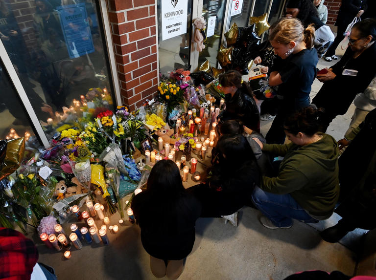 TN community 'shattered' after 2 students killed in school bus wreck