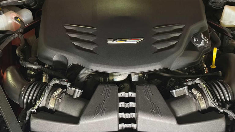 Cadillac CT4-V Blackwing: Six-cylinder super sedan with V8 punch