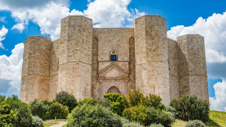 In Puglia, this 13th-century castle is an exceptional masterpiece (its ...