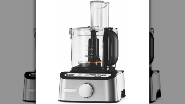 20 kitchen tools that will help you make the perfect pizza
