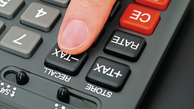 CBDT directs income-tax offices in India to stay open on 31 March ...