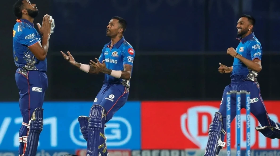 Top 5 highest successful run chases by Mumbai Indians in IPL history