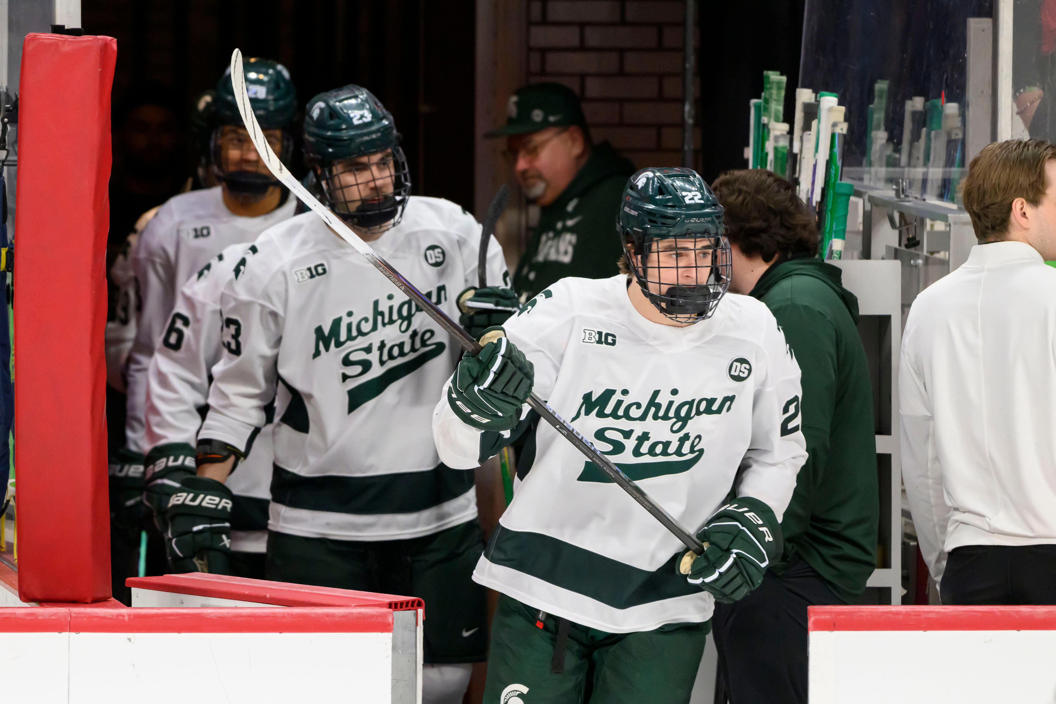 Michigan State's Porter Martone signs entry-level deal with Flyers