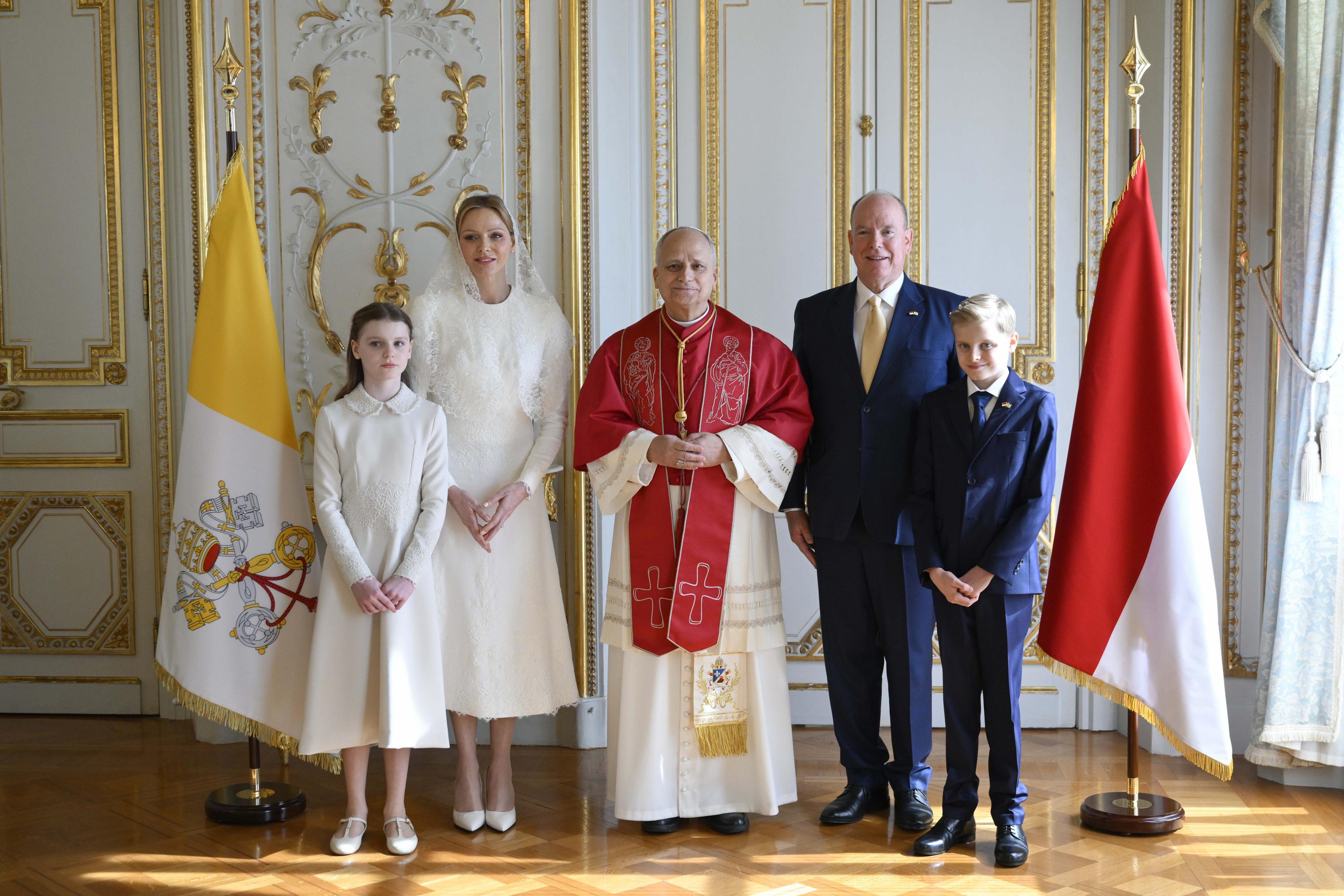 Pourquoi la princesse Charlene et sa fille Gabriella ont toutes les ...