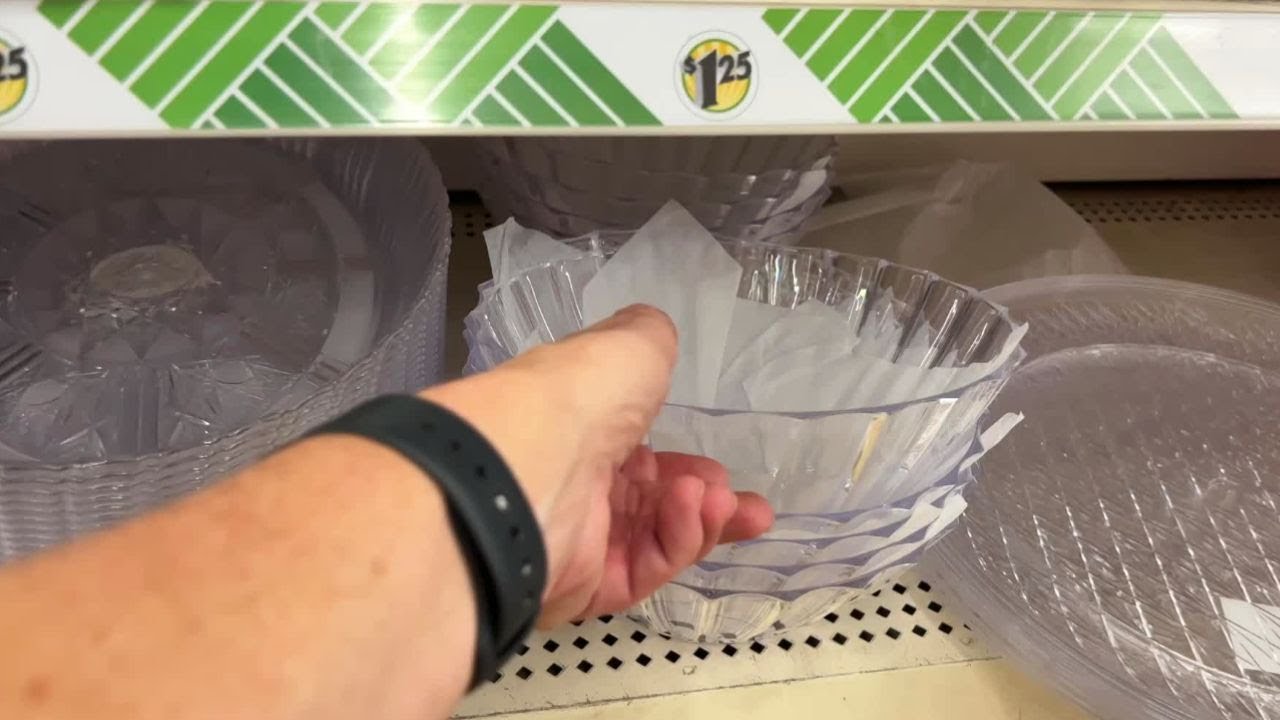 Why everyone's buying $1 bowls for Christmas! (Brilliant!)