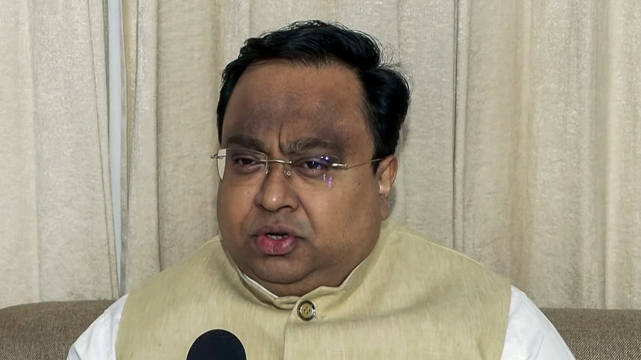 Sasmit Patra quits panel over 'disrespectful' remarks on Biju Patnaik