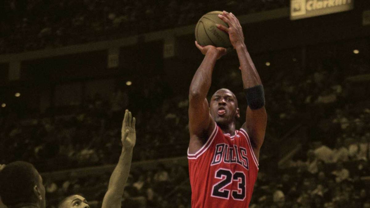 Michael Jordan on his 1992 buzzer-beater to beat Detroit Pistons ...