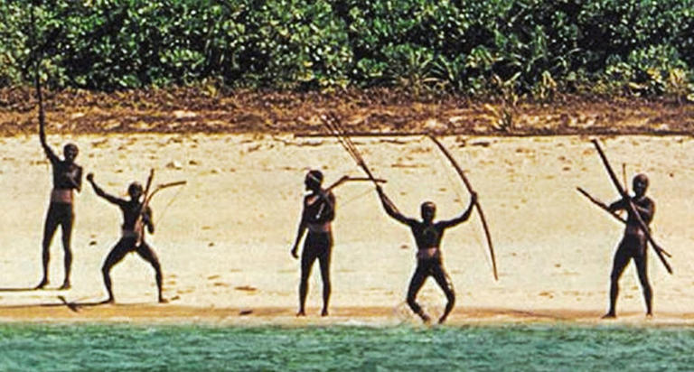 North Sentinel Island’s 'world’s most isolated people' exposed by new ...
