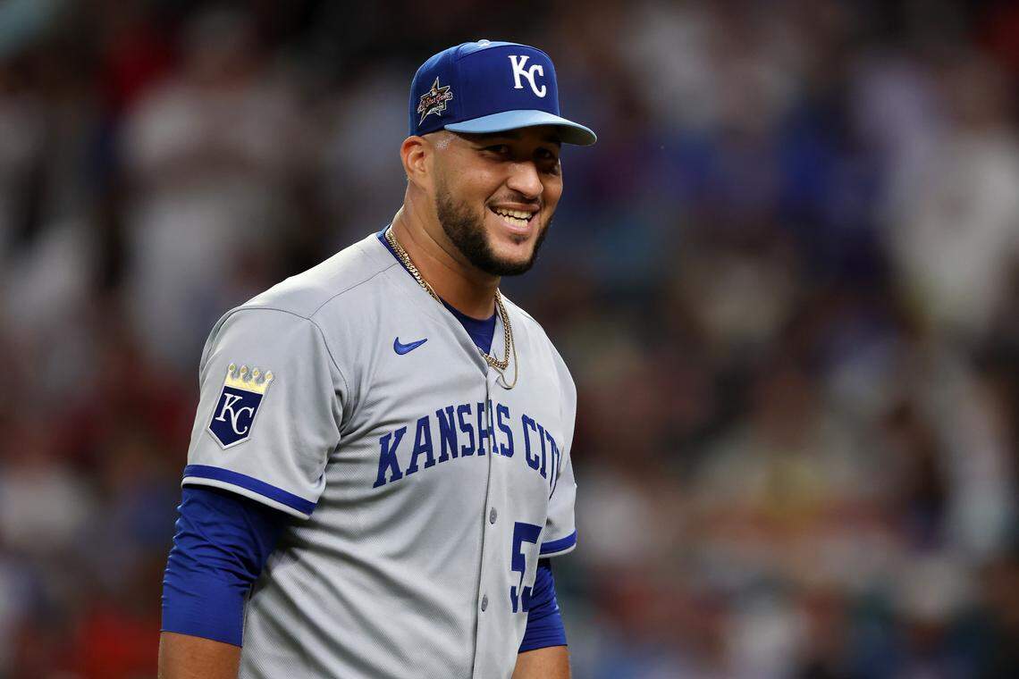 Here's the Royals' latest injury update on pitchers Cole Ragans, Carlos ...