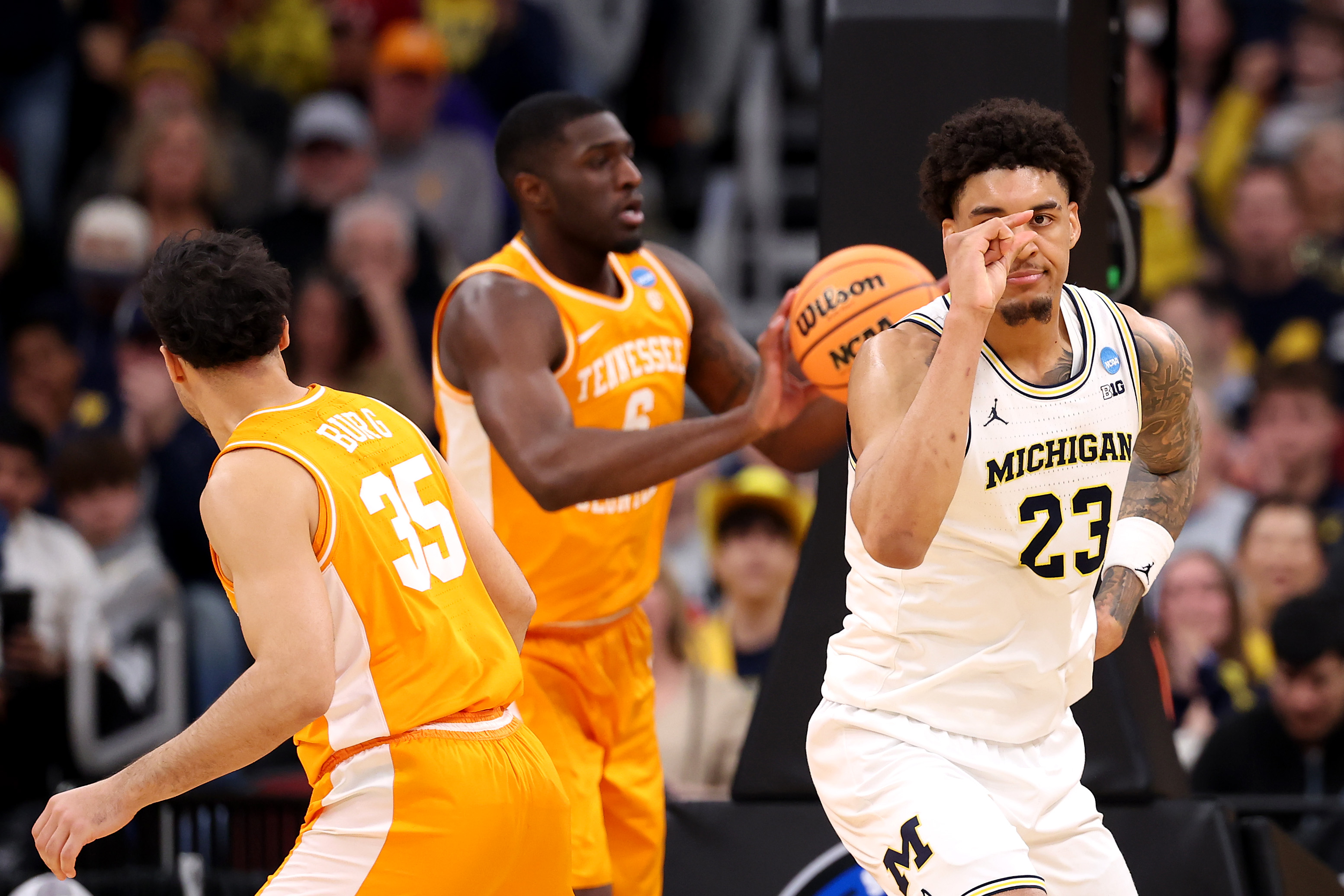 No. 1 Michigan Wolverines reach Final Four after routing No. 6 ...