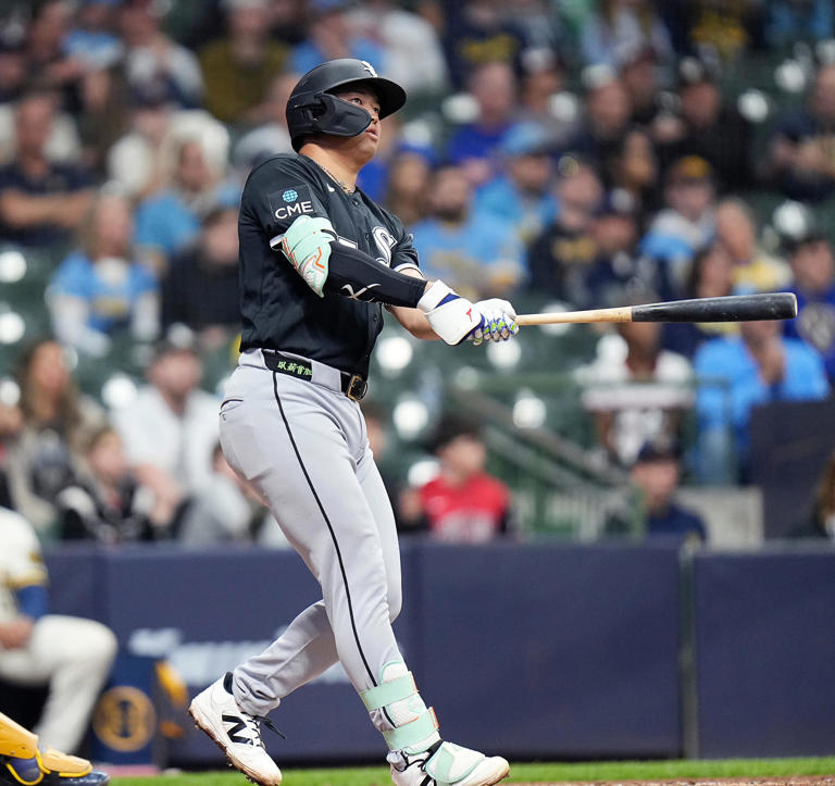 How to live stream Brewers vs White Sox on Sunday: MLB opening weekend ...