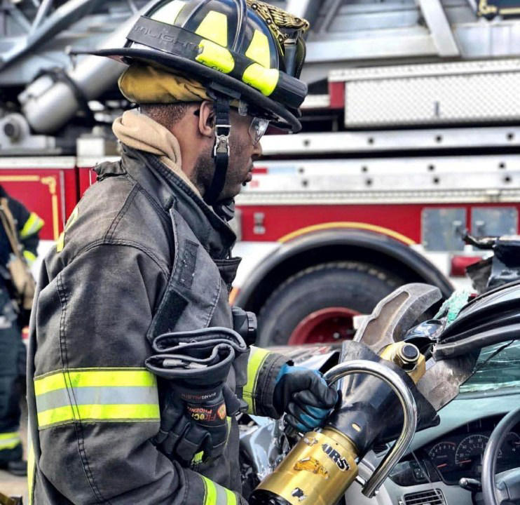 Bridgeport firefighter dead after shooting in Stratford