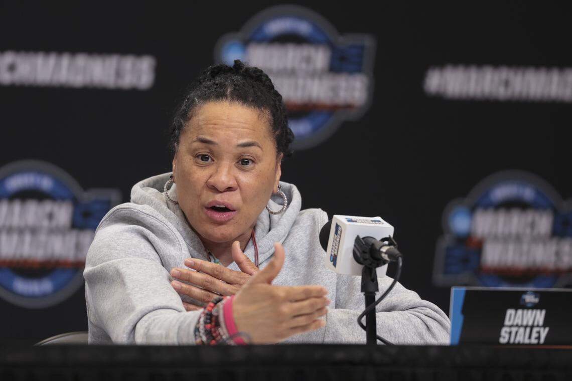 NCAA tried to stop Dawn Staley's halftime autograph line, USC coach says