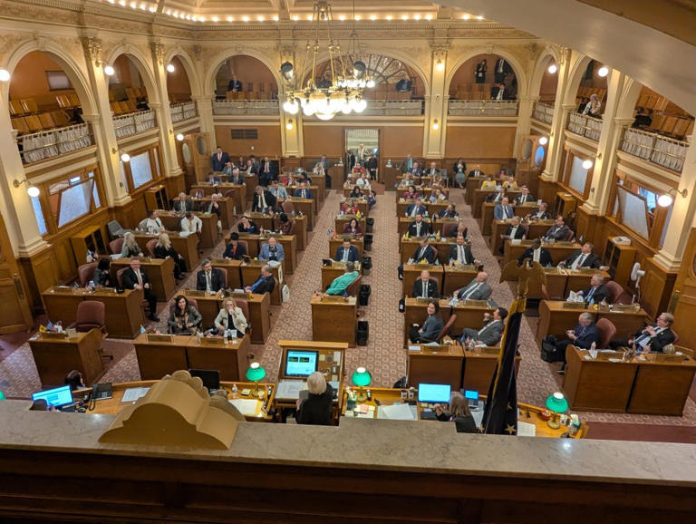 Lawmakers return Monday for 2026 session’s final day