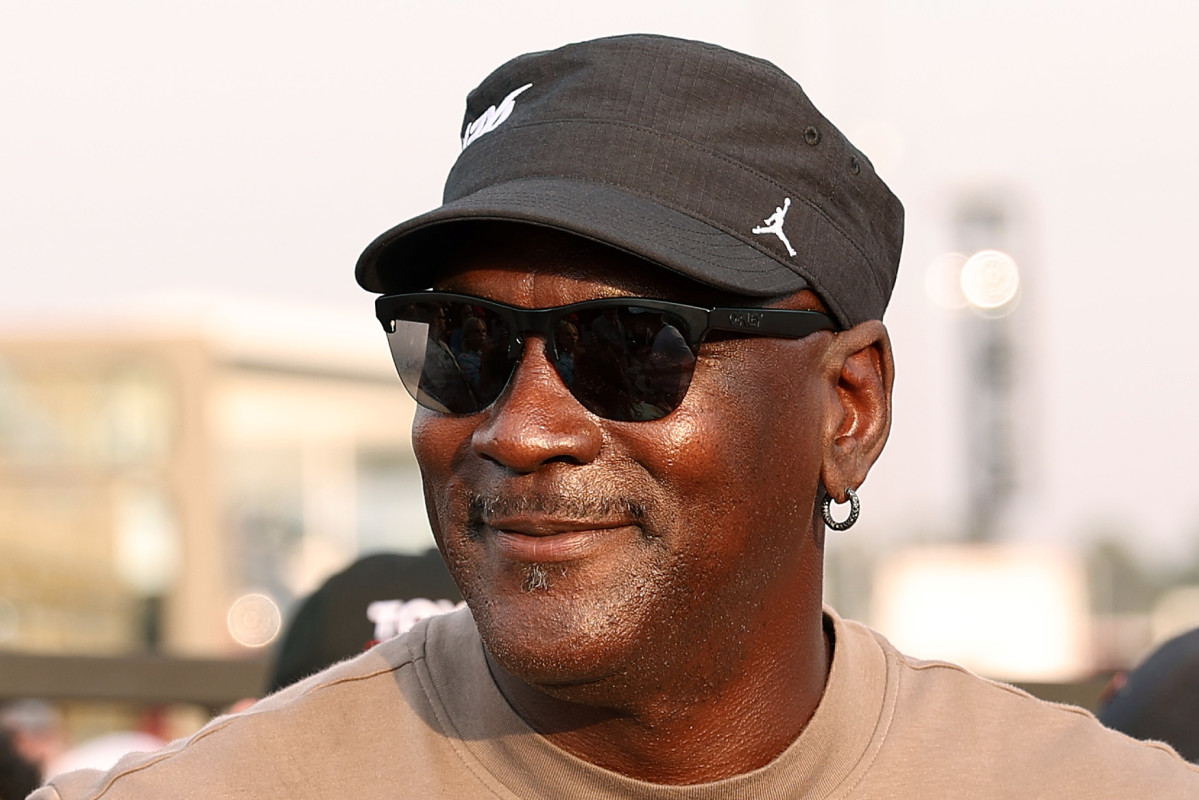 Michael Jordan sends clear message about his future