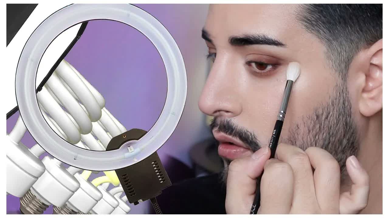 What office-friendly makeup looks like in real conditions